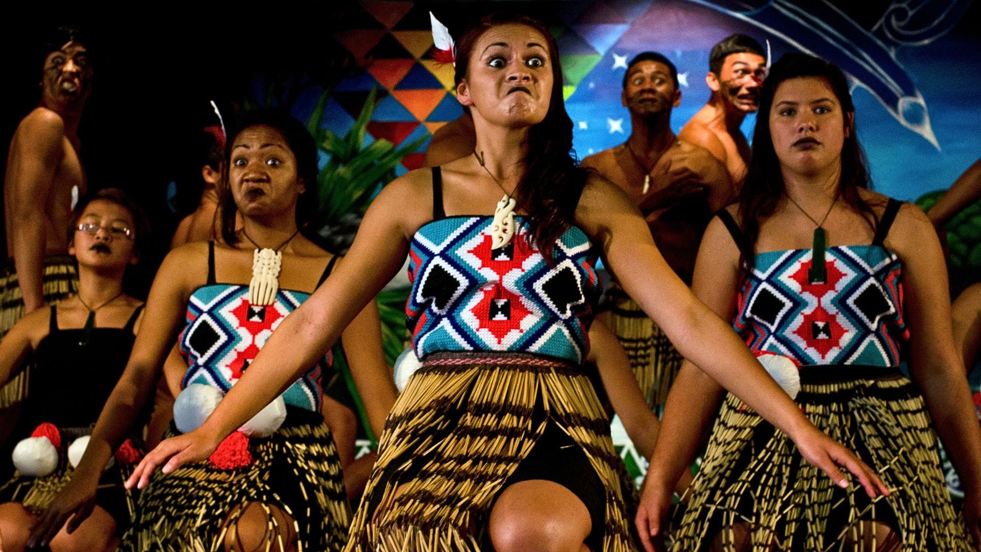 Maori Traditional Costume: Heritage, Materials & Evolution