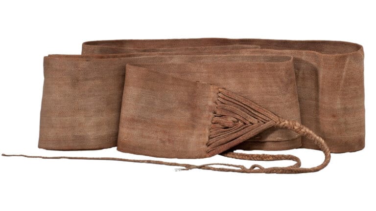 Traditional New Zealand Clothing: Embrace The Heritage